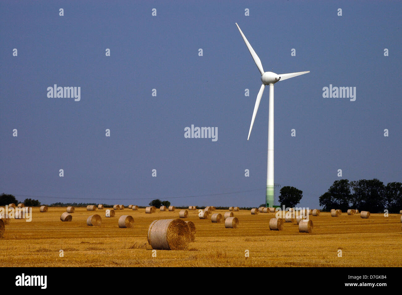 Wind energy hi-res stock photography and images - Alamy