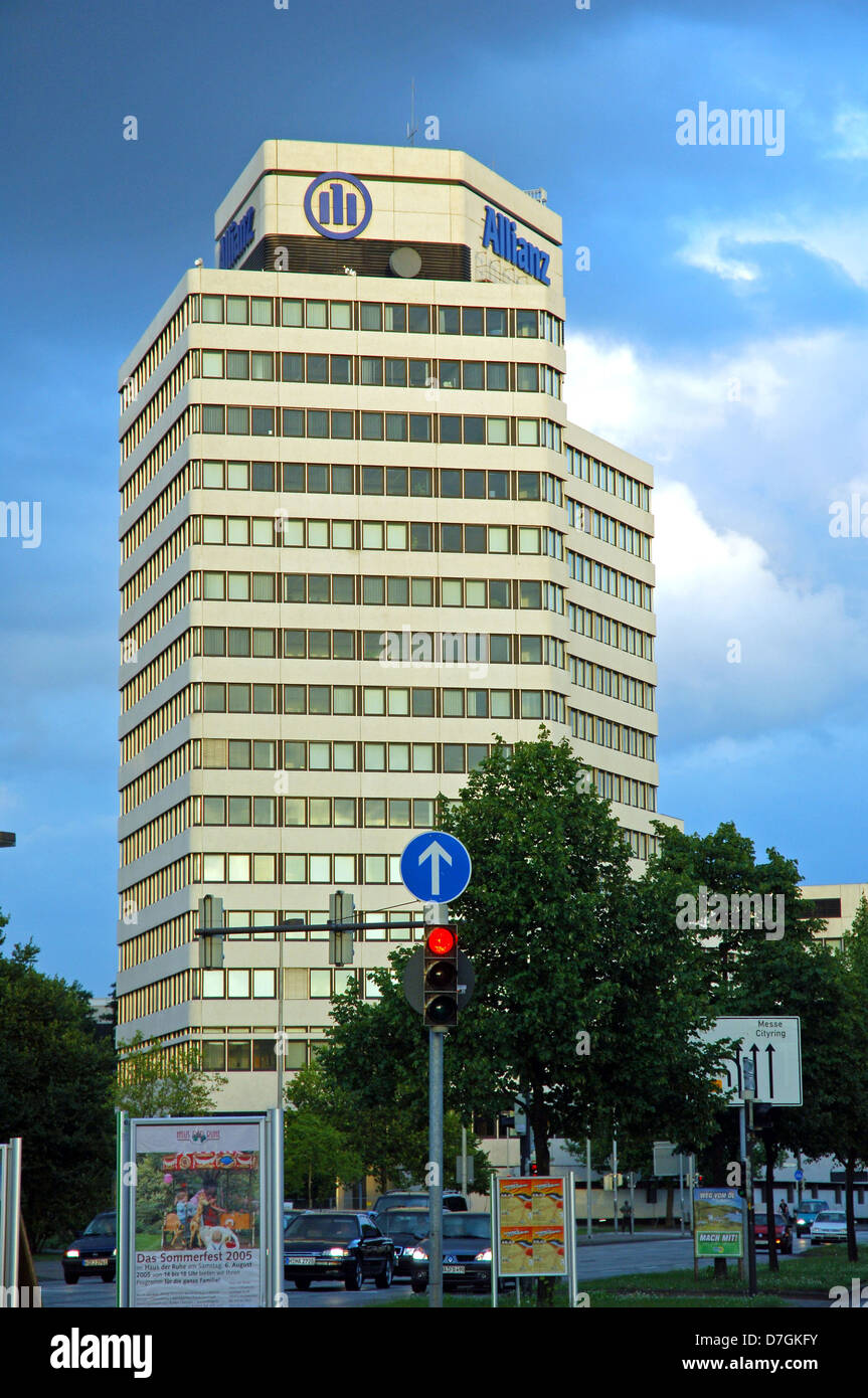 Germany, Hannover, Hochhaus, building of the insurance Allianz ...