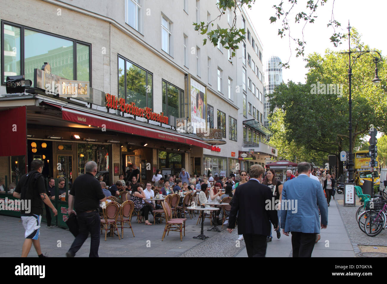 Ku damm hi-res stock photography and images - Alamy