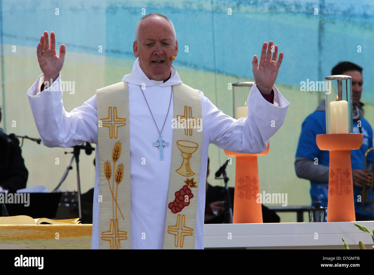 Anglican bishop Nicholas Baines blessing during sunday service at the ...