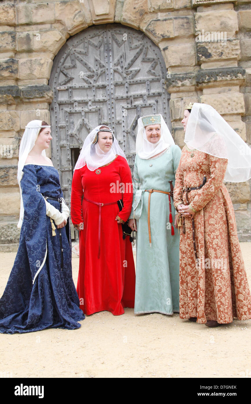 Performers at a medieval pageant wearing medieval costume Stock Photo ...