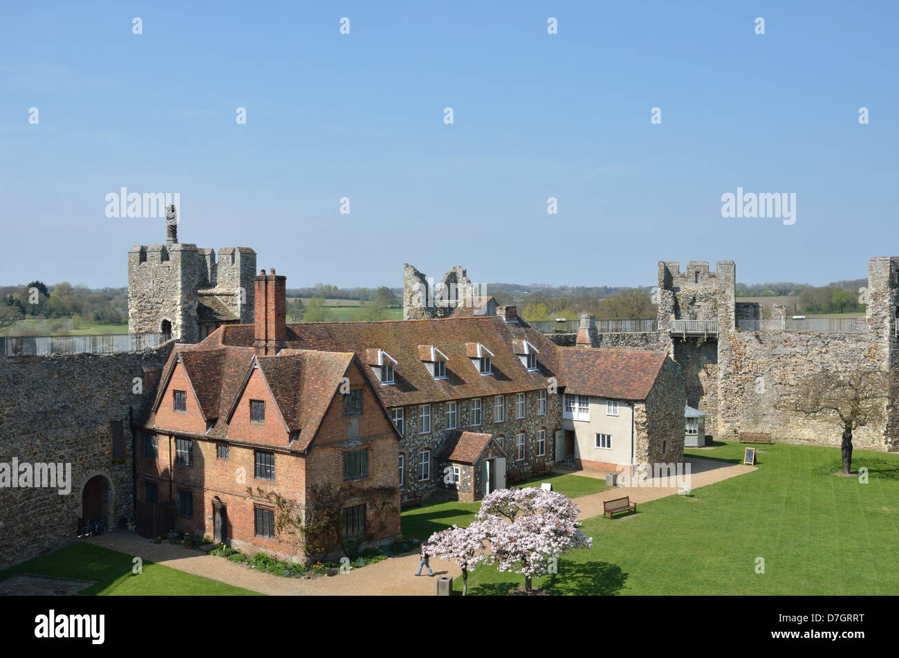 Framlingham castle hi-res stock photography and images - Alamy