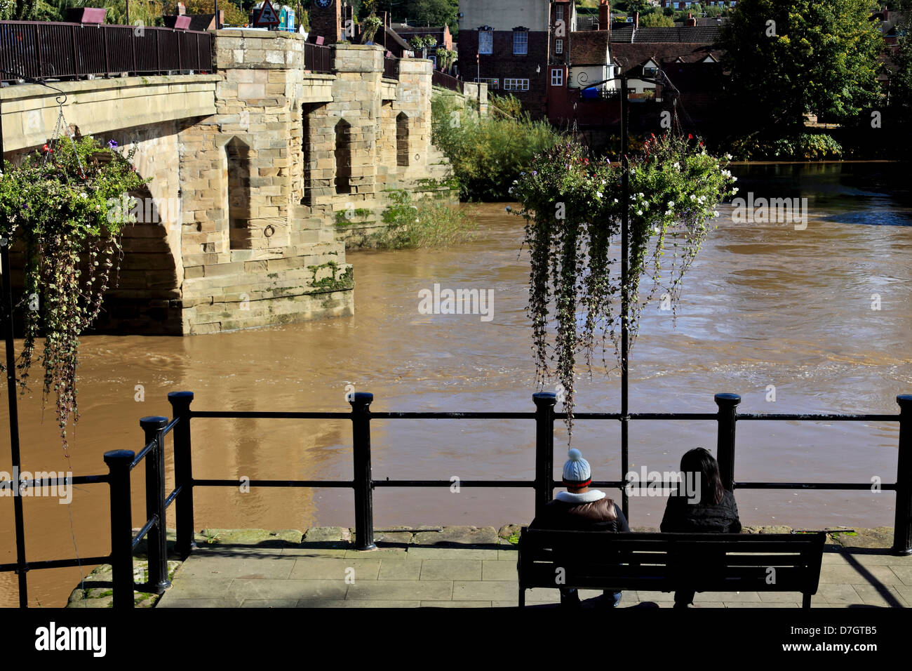 Bridgenorth bridge hi-res stock photography and images - Alamy