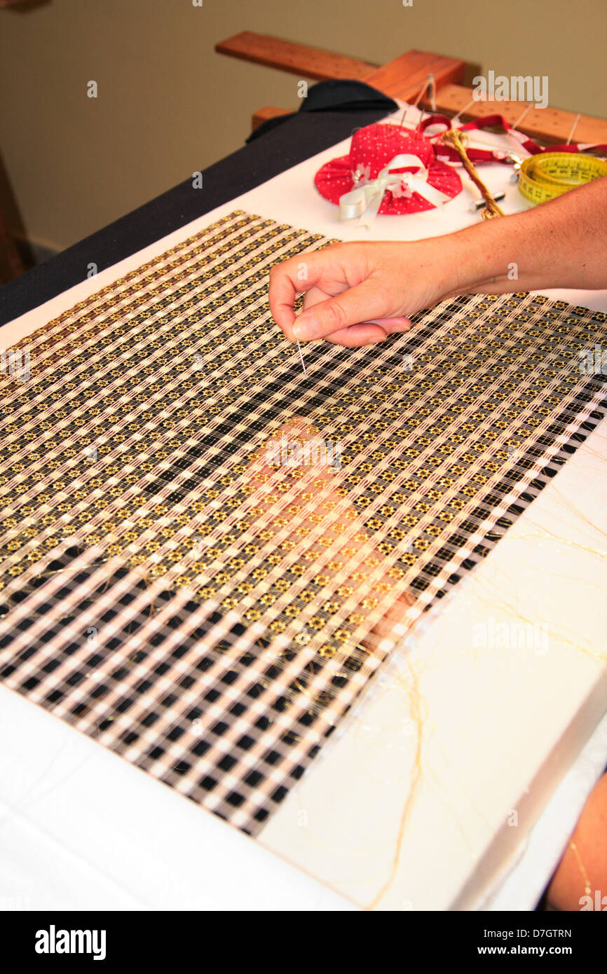 Embroiderer woman hi-res stock photography and images - Alamy