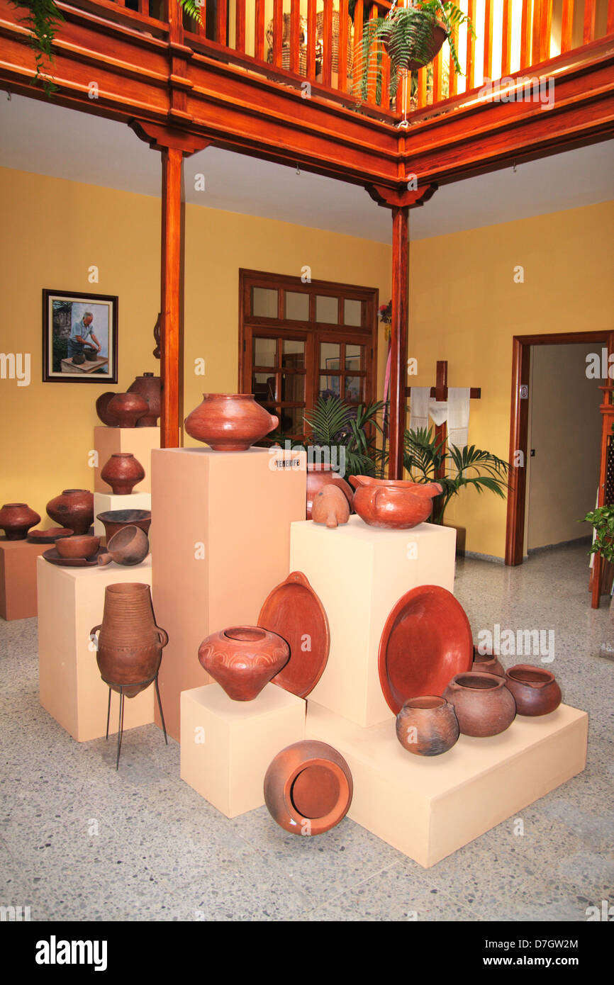 pottery exhibition inside a hall Stock Photo - Alamy