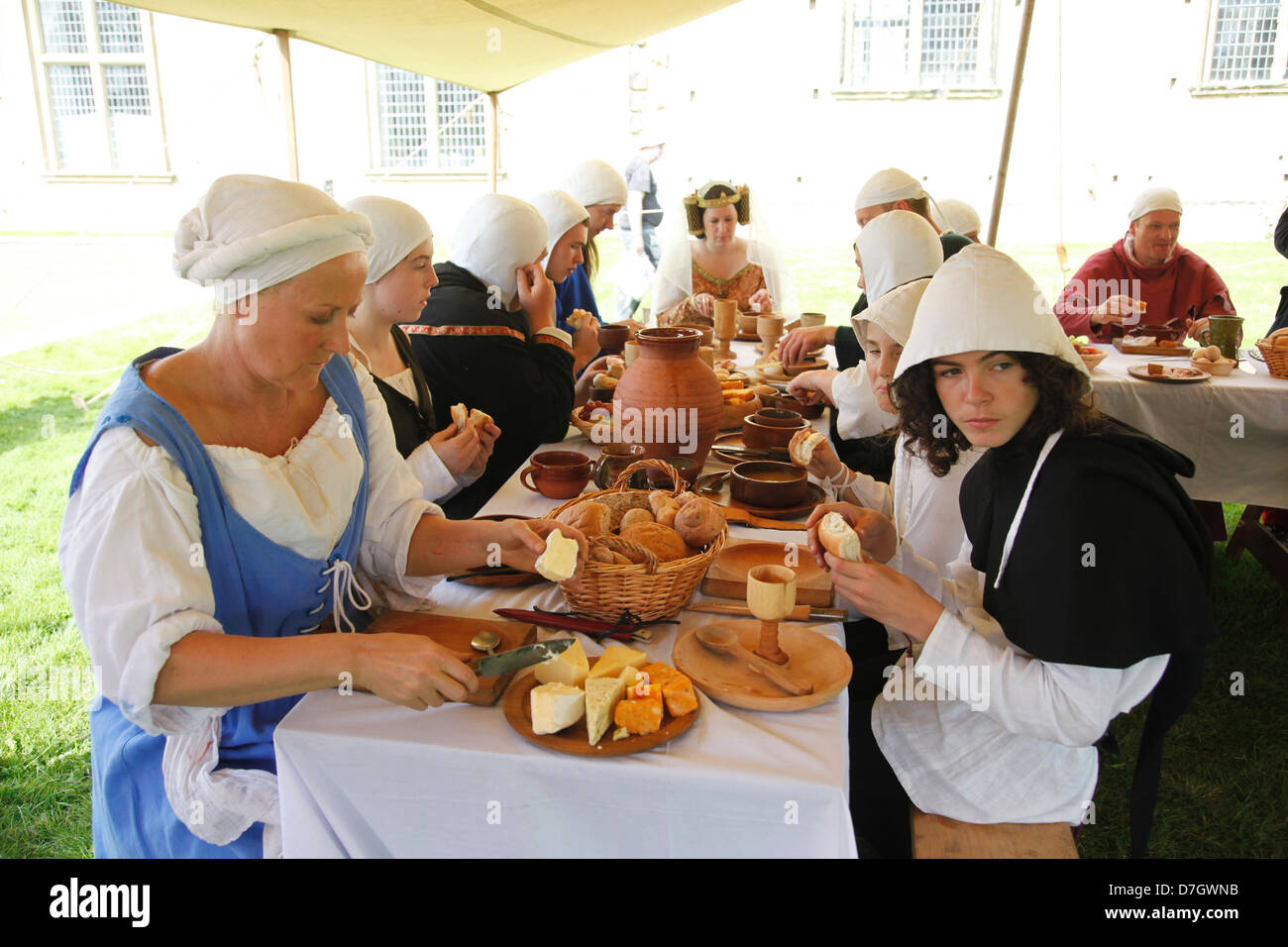 Performers at a medieval pageant wearing medieval costume Stock Photo ...