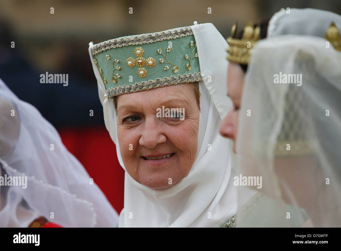 Performers at a medieval pageant wearing medieval costume Stock Photo ...