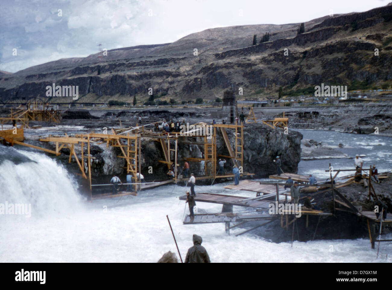 Celilo falls hi-res stock photography and images - Alamy