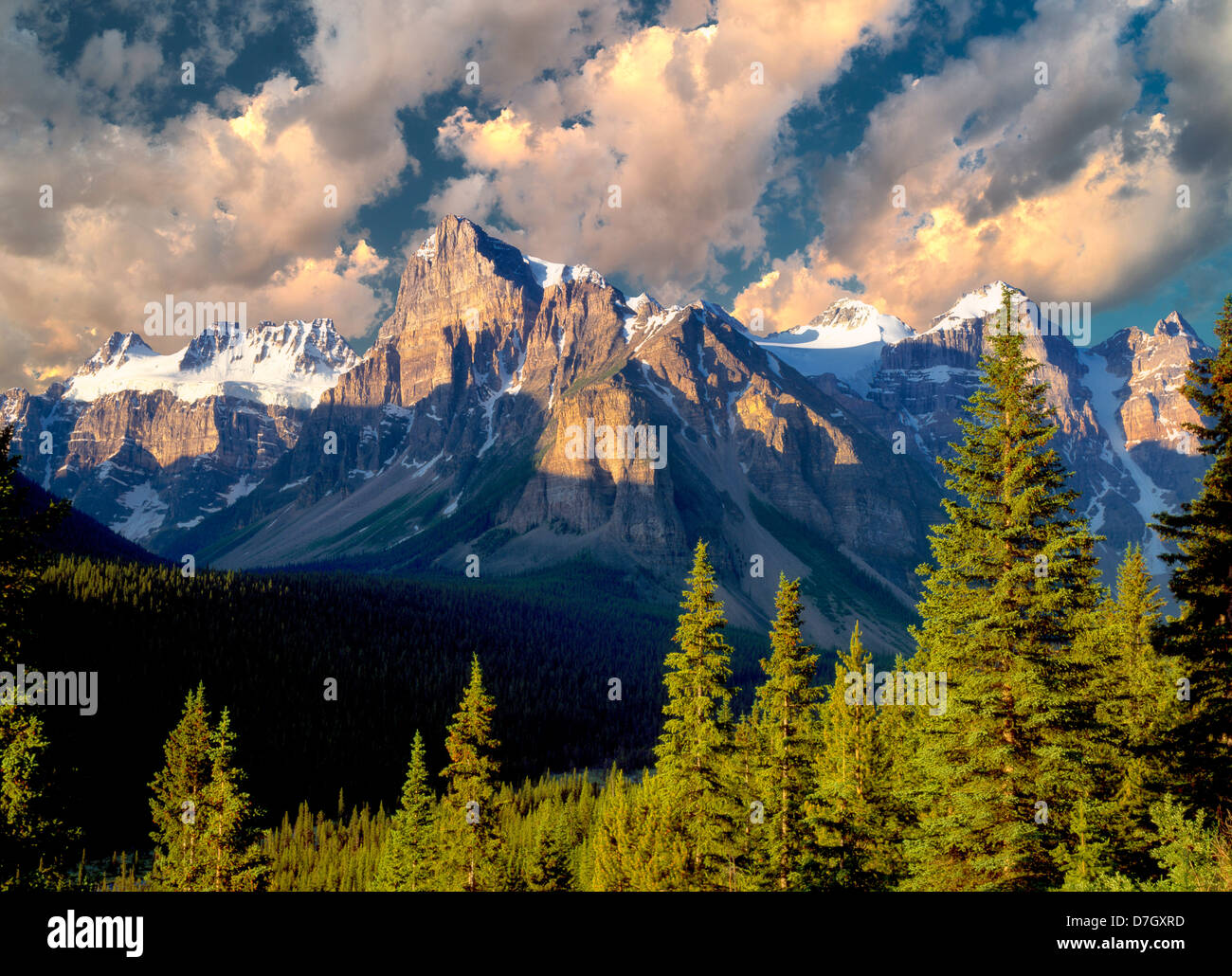 Wenkchemna Peaks. Banff National Park, Canada Stock Photo - Alamy