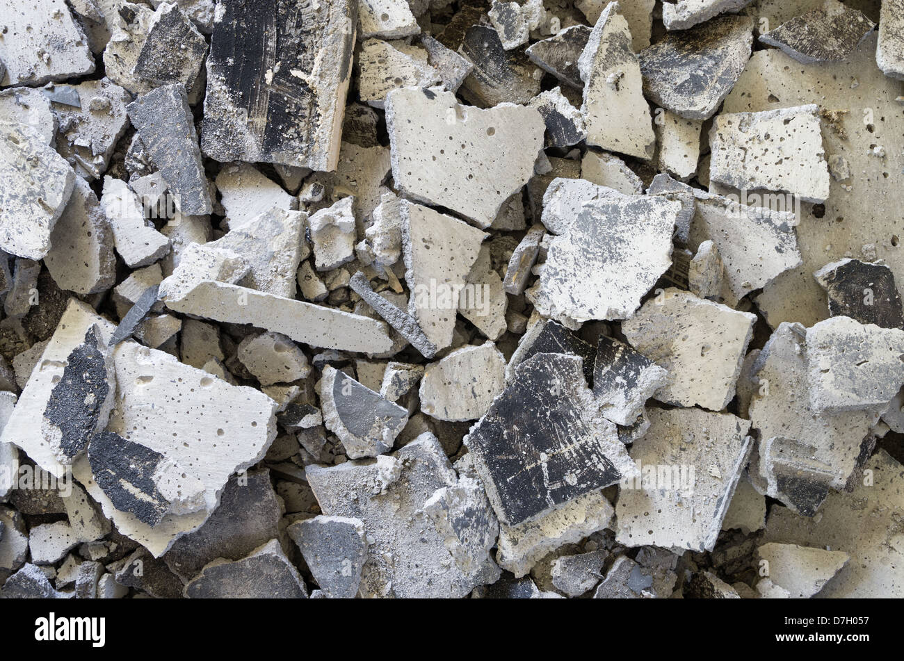 Broken concrete hi-res stock photography and images - Alamy