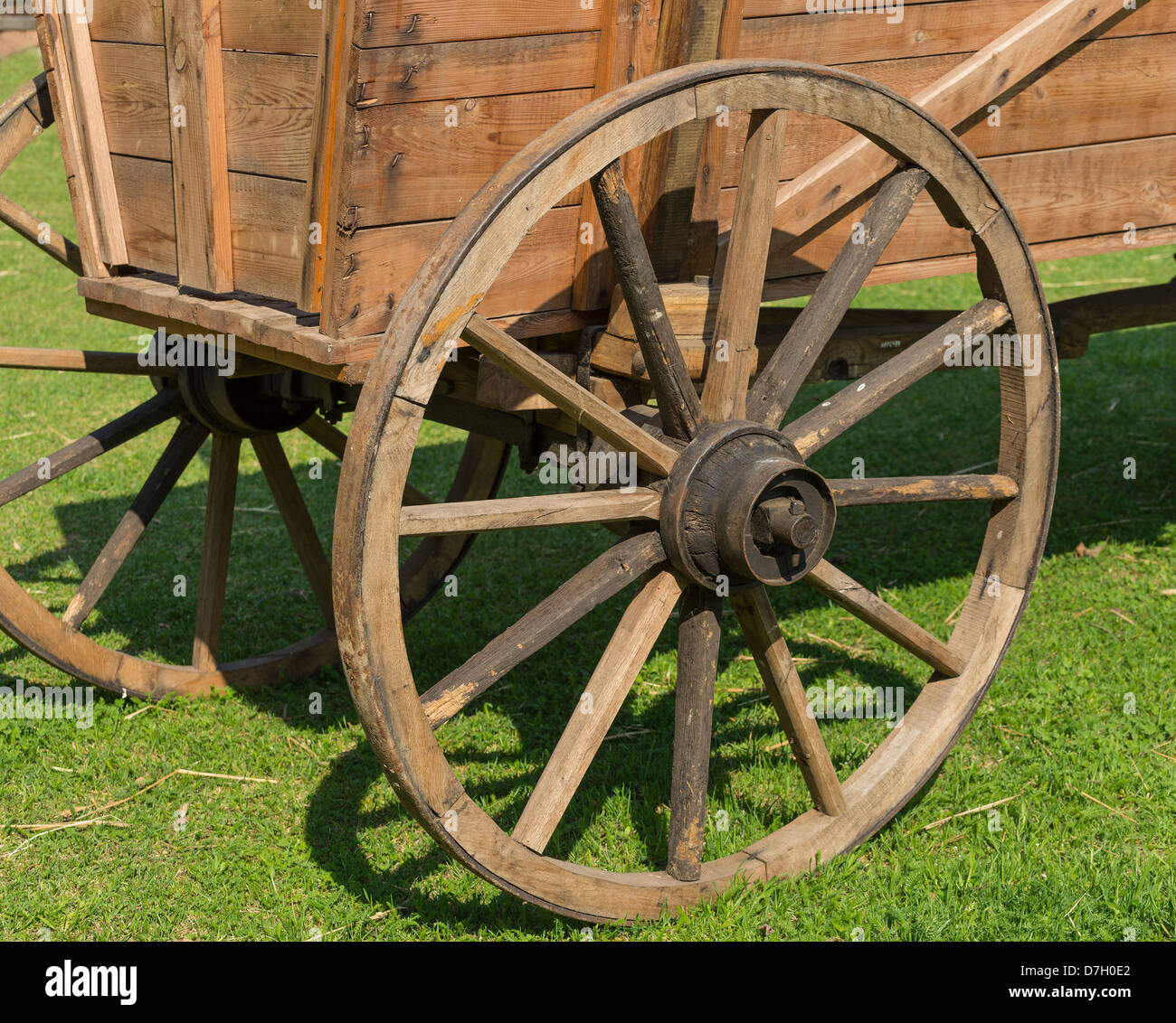 old wheel from the cart Stock Photo - Alamy
