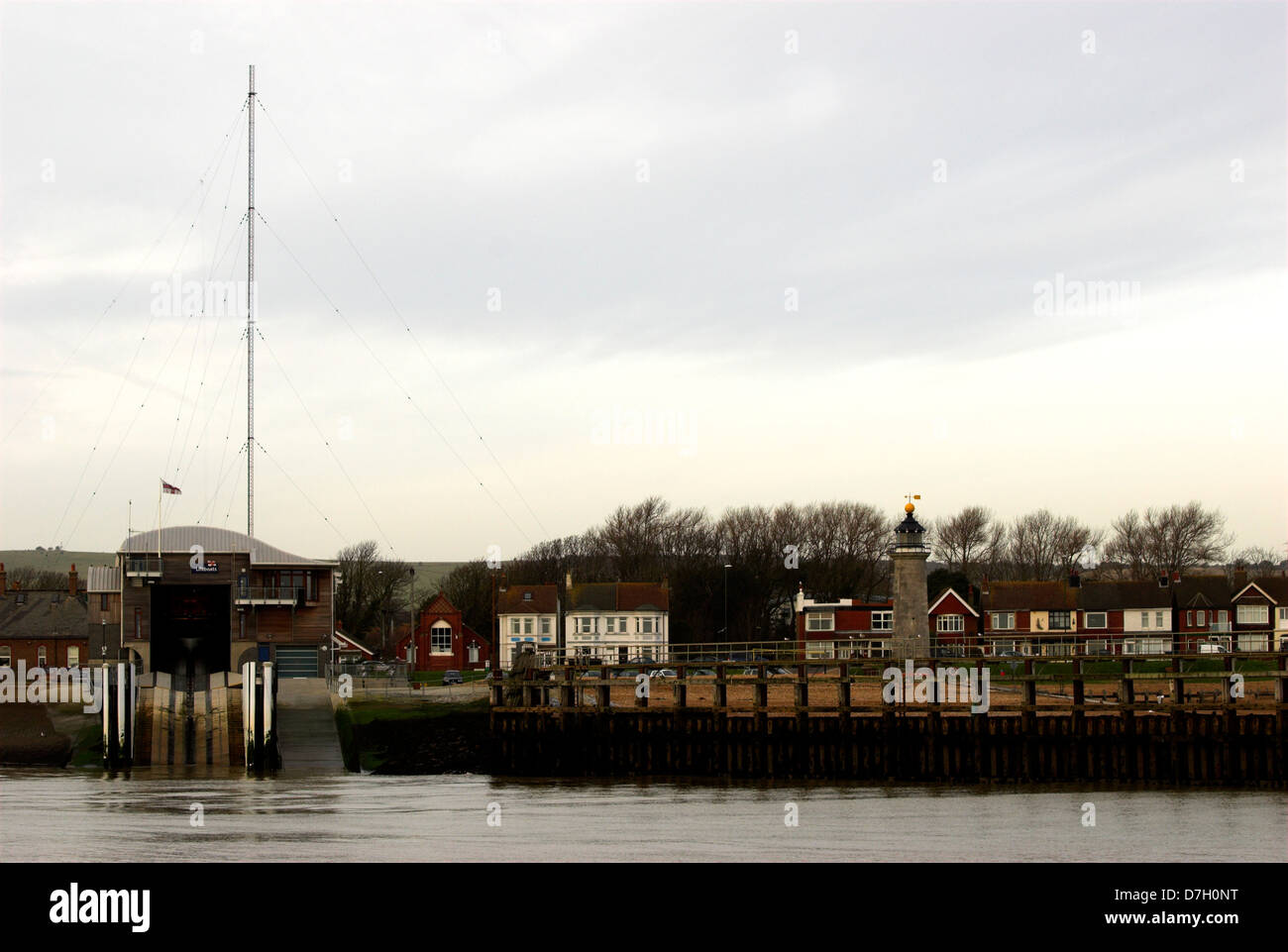 Shoreham lighthouse sussex hi-res stock photography and images - Alamy