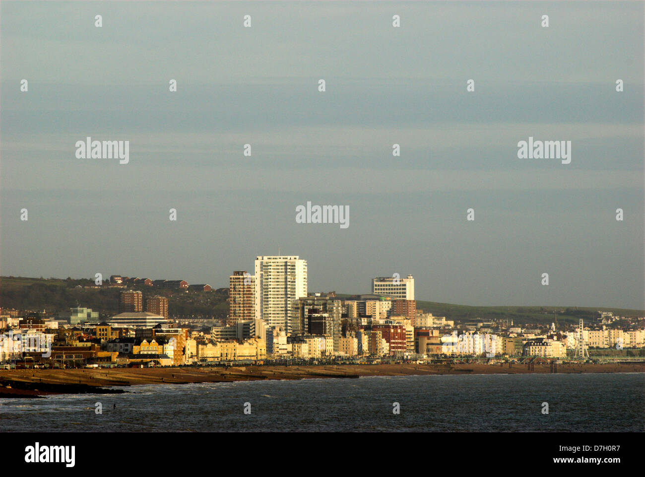 Hove seafront homes hi-res stock photography and images - Alamy