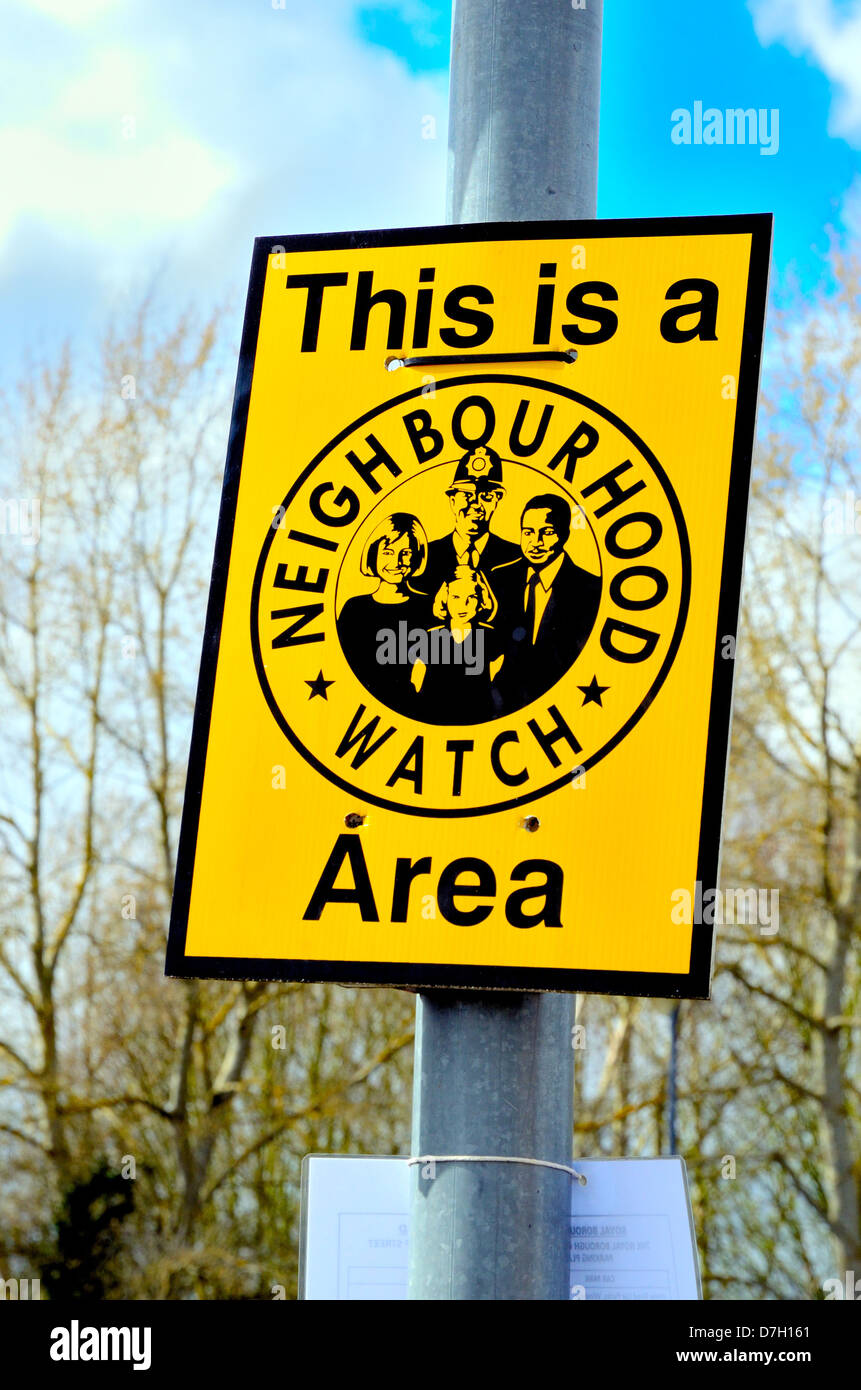 'Neighbourhood Watch' area sign on lamp post Stock Photo - Alamy