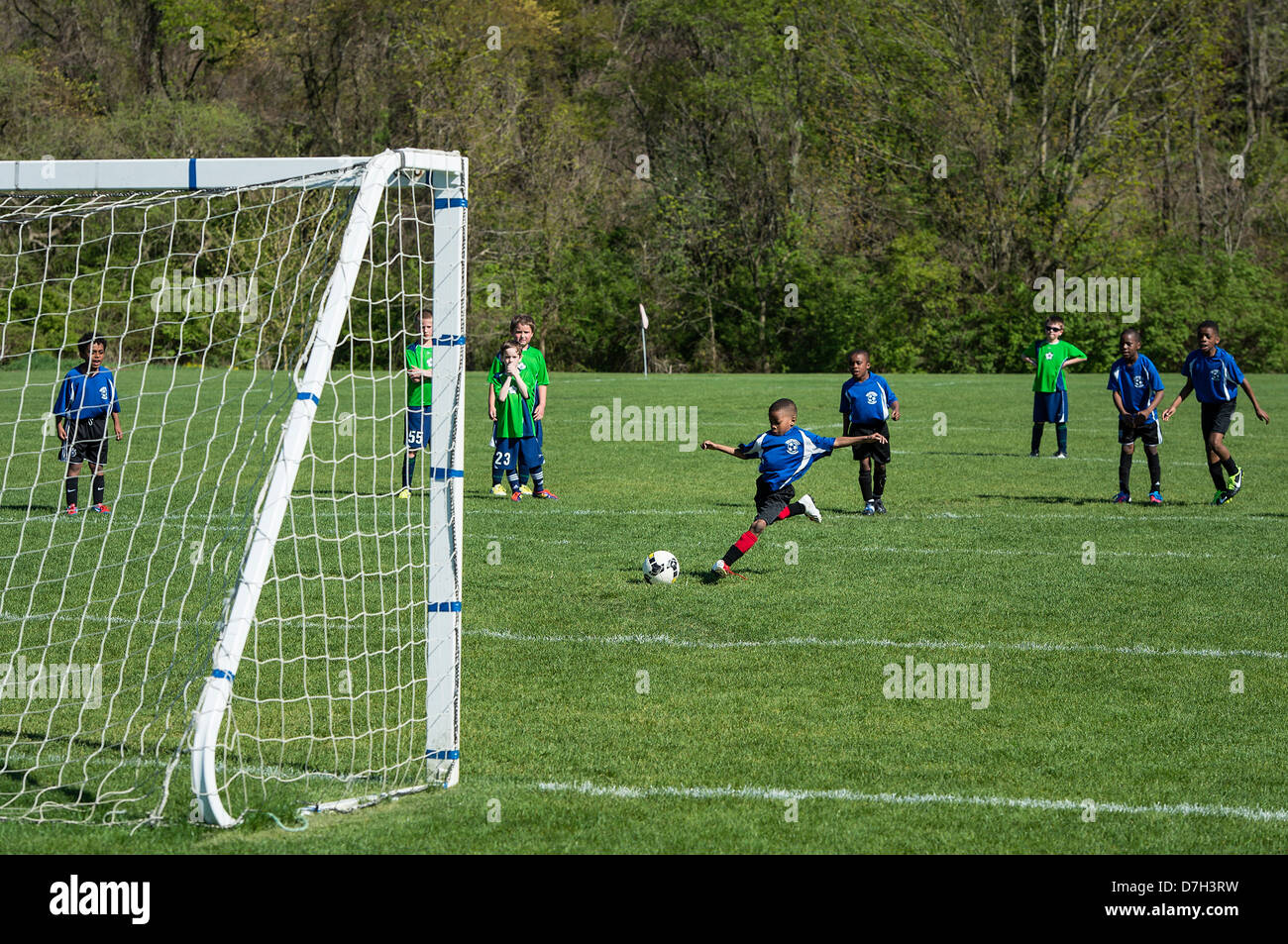 Shot kick hi-res stock photography and images - Alamy