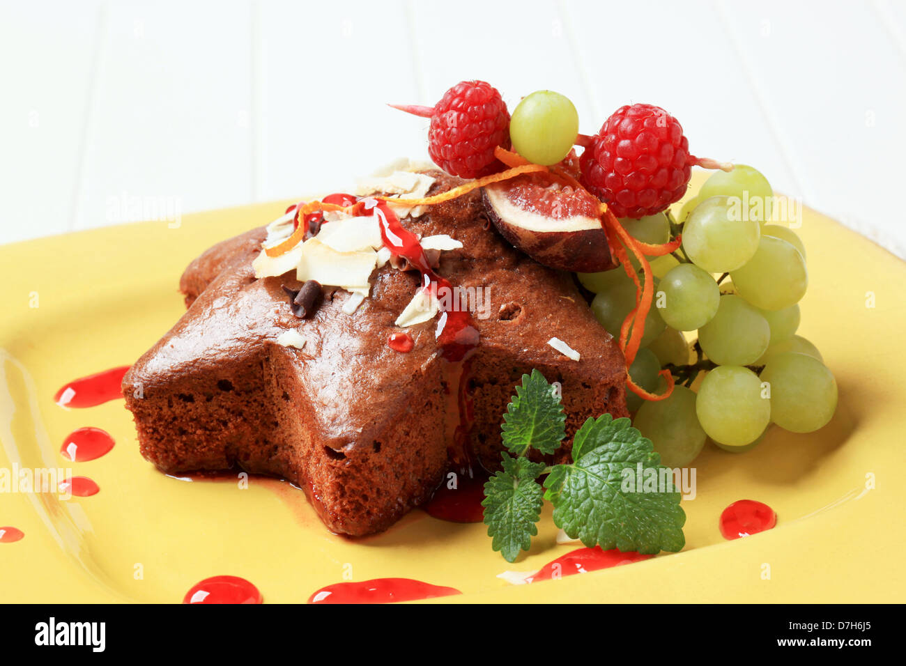 Gingerbread sauce hi-res stock photography and images - Alamy