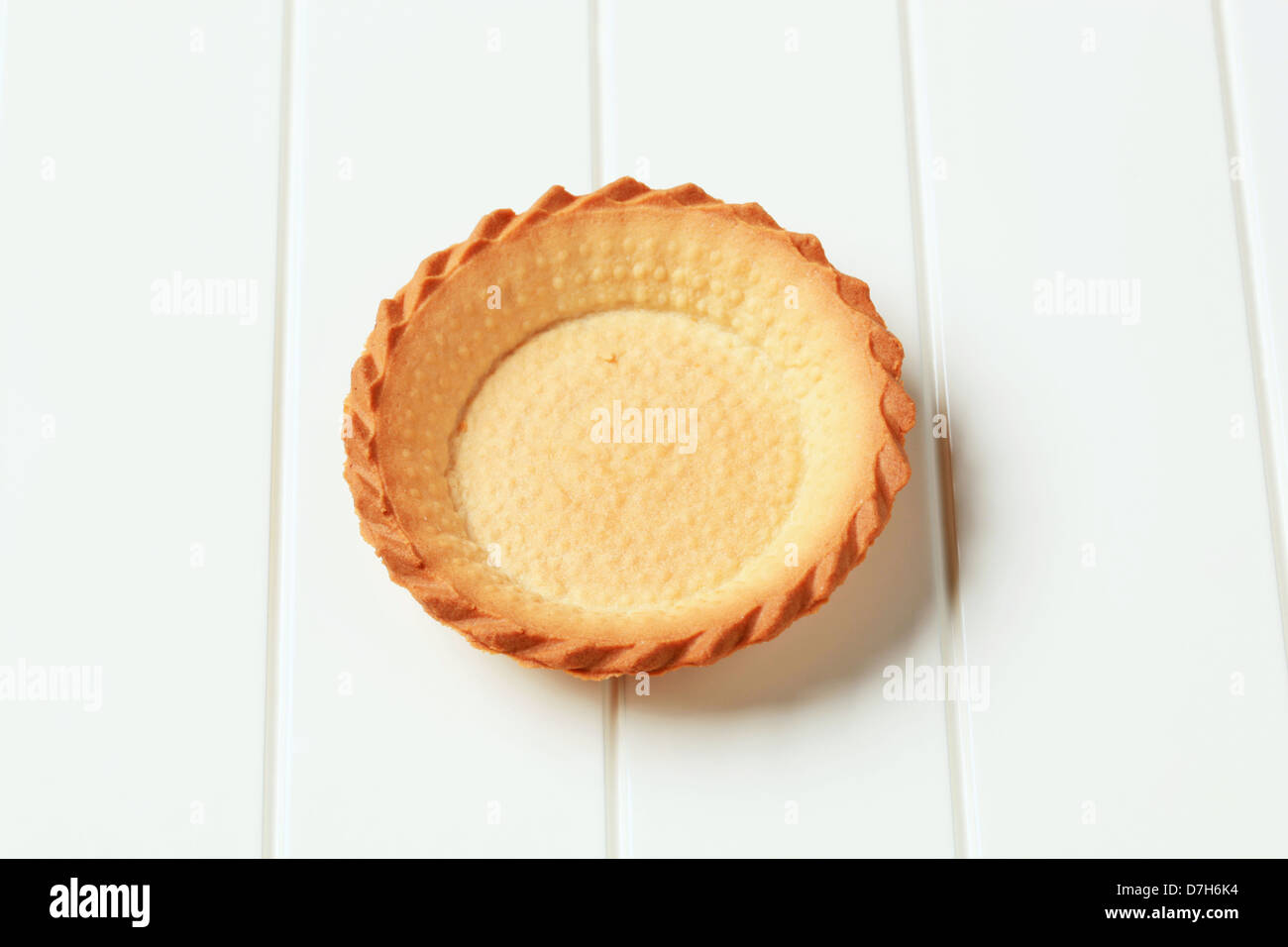 Tartlet shell hi-res stock photography and images - Alamy