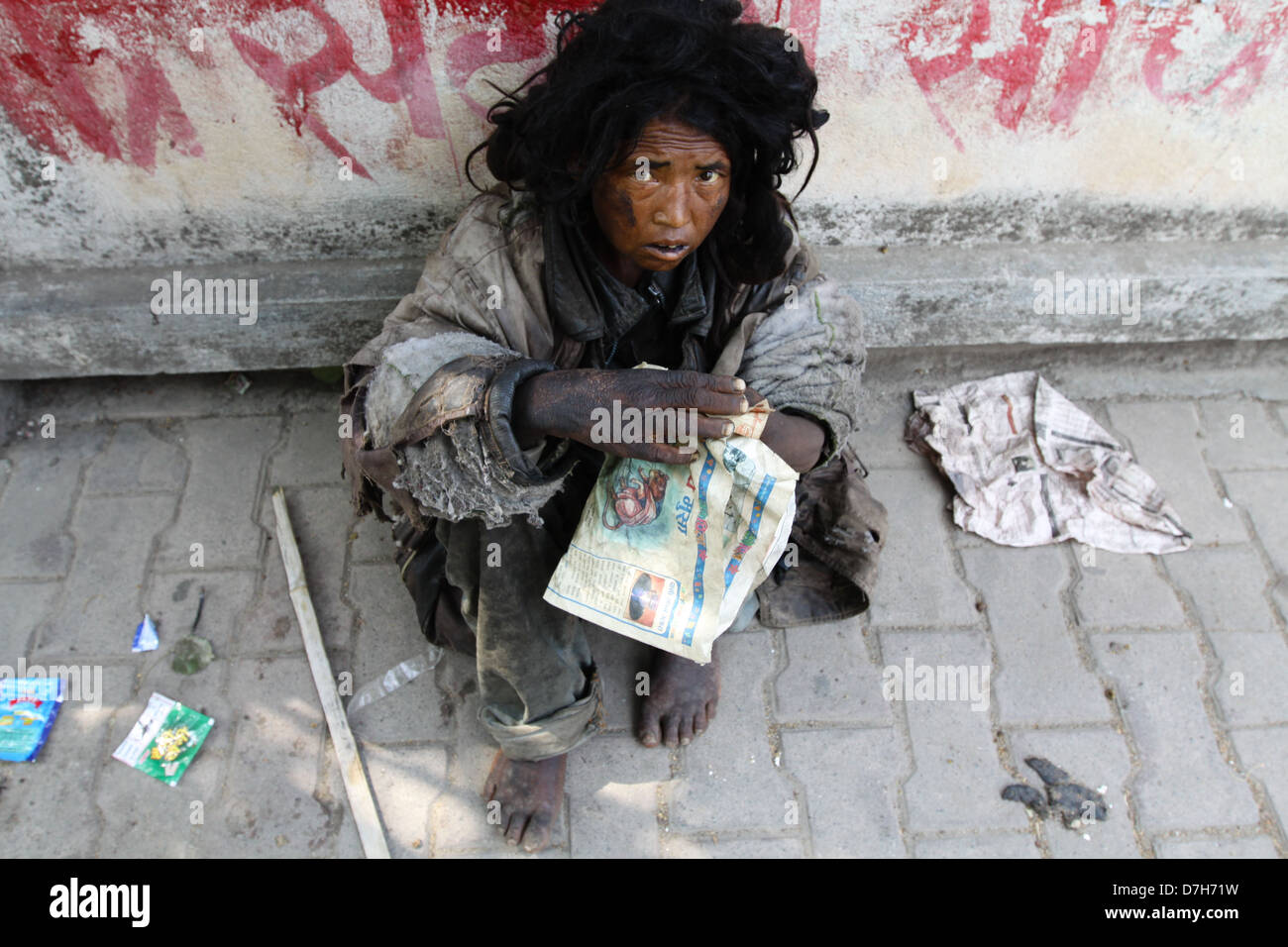 Nepal poverty hi-res stock photography and images - Alamy