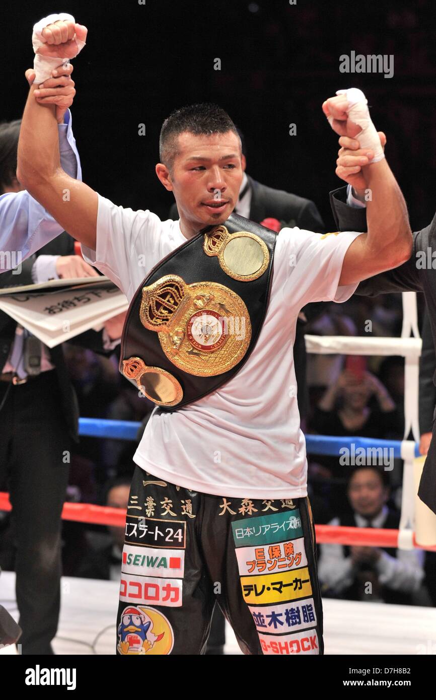 Takashi Uchiyama (JPN), MAY 6, 2012 - Boxing : Takashi Uchiyama of ...