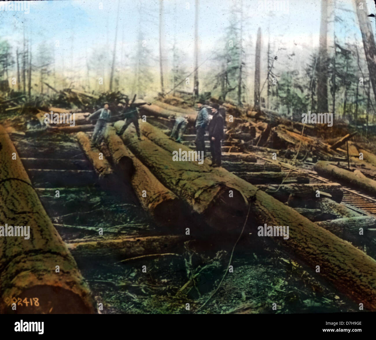 Oregon timber industry historical hi-res stock photography and images ...