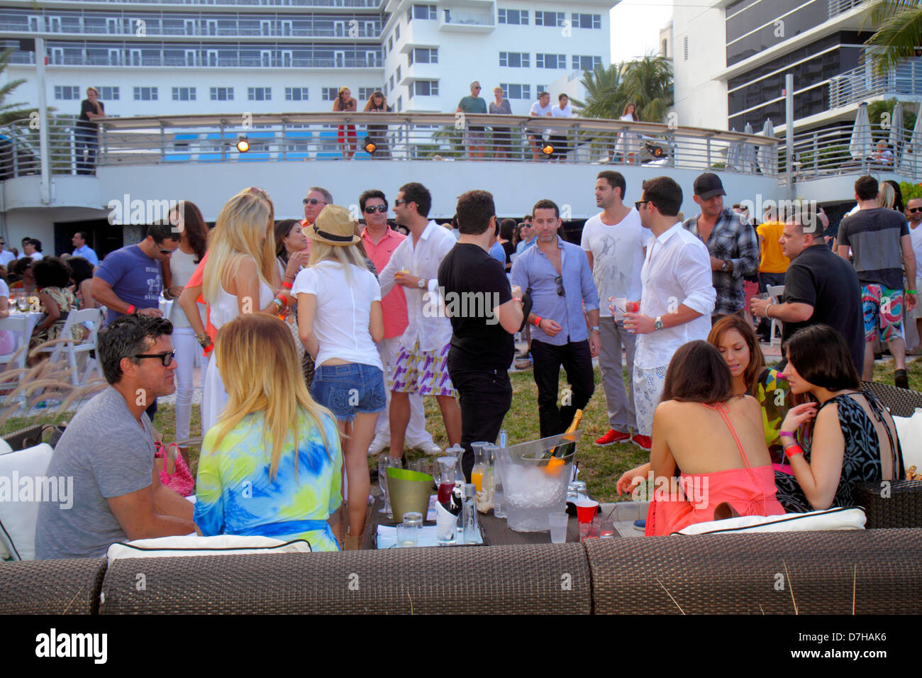 Party social event hi-res stock photography and images - Alamy