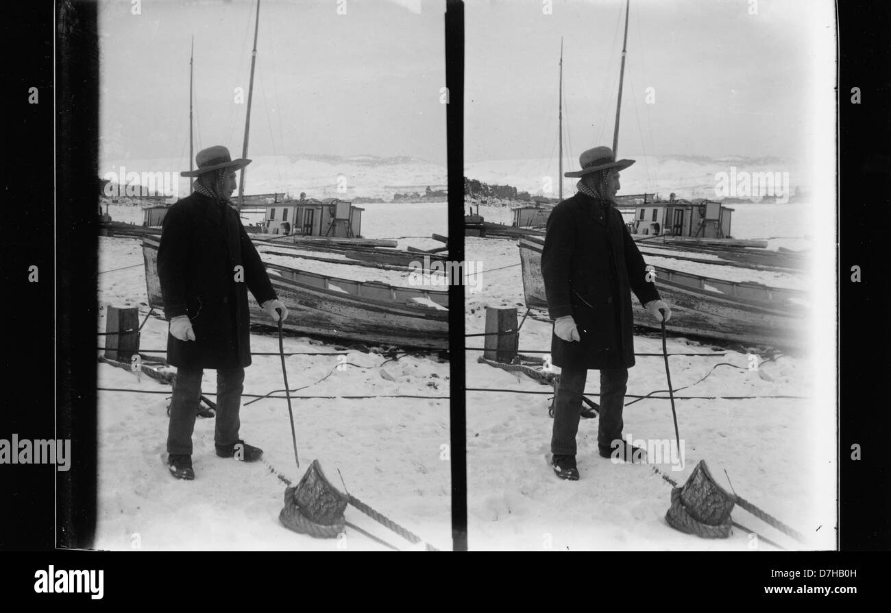 Walking to university Black and White Stock Photos & Images - Alamy