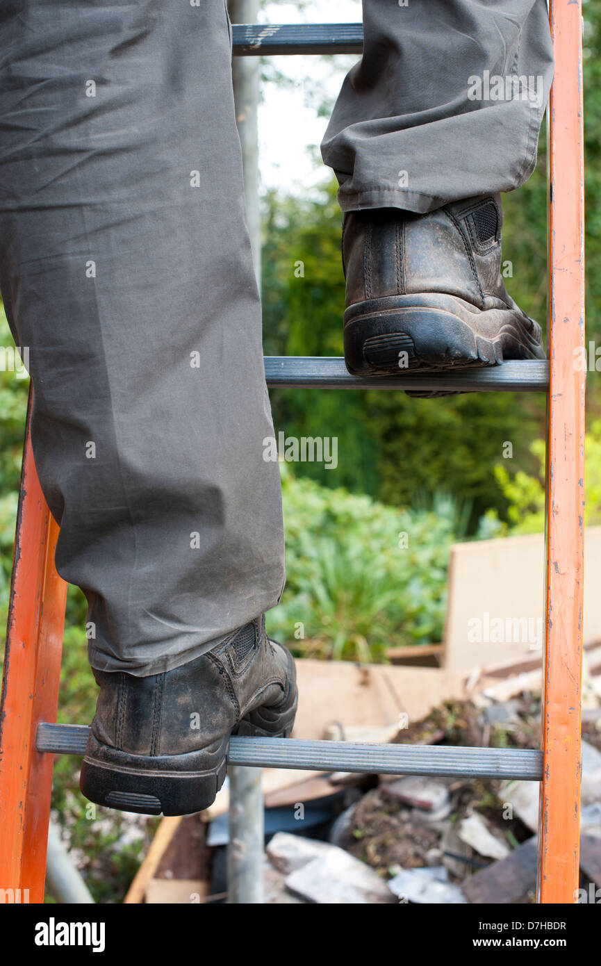 Climbing the ladder hi-res stock photography and images - Alamy