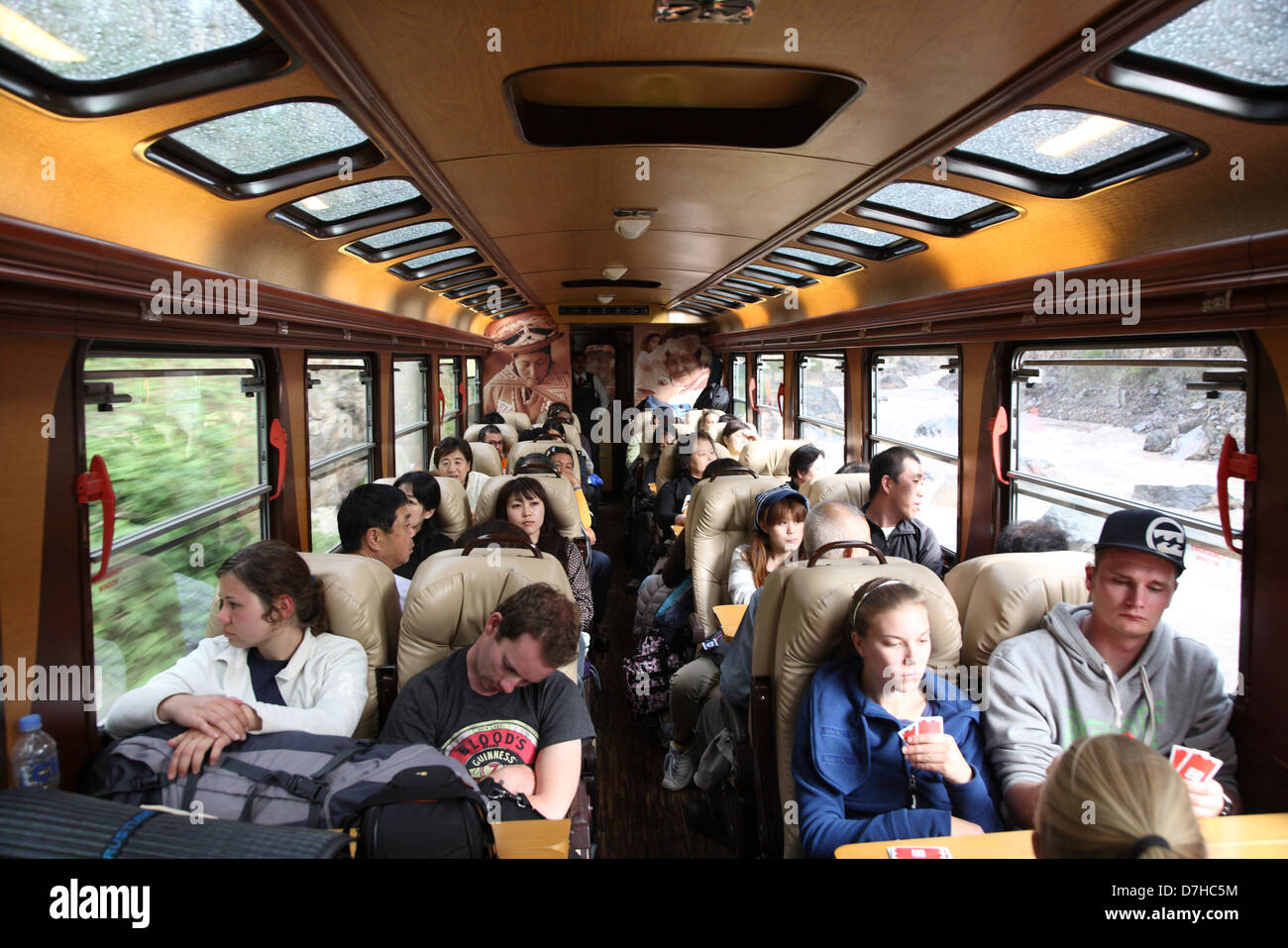 Peru Inkarail Inka Rail from Ollantaytambo Olla to aguas calientes ...
