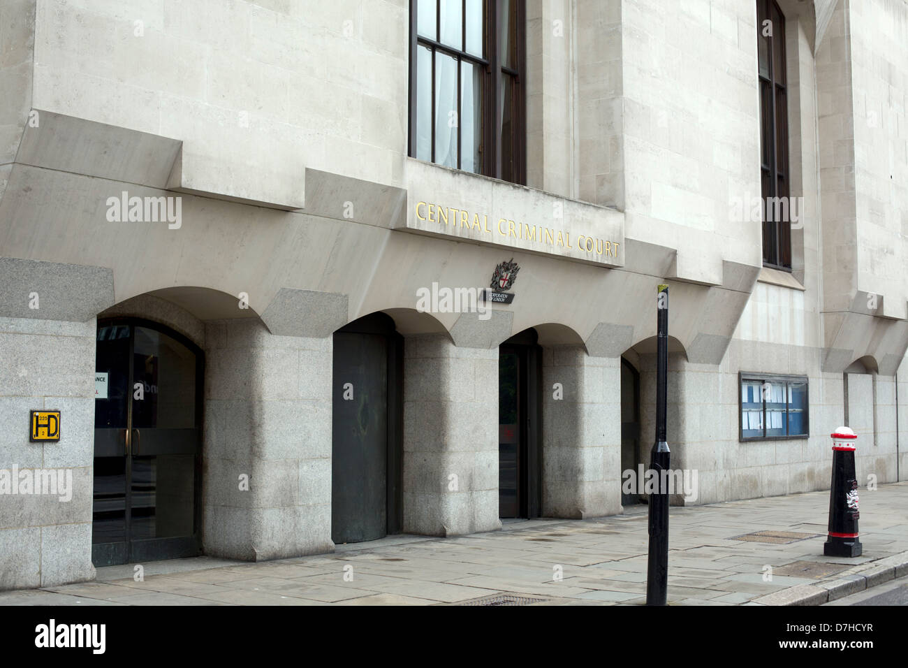 The Old Bailey Central Criminal Court London Where most major crime ...