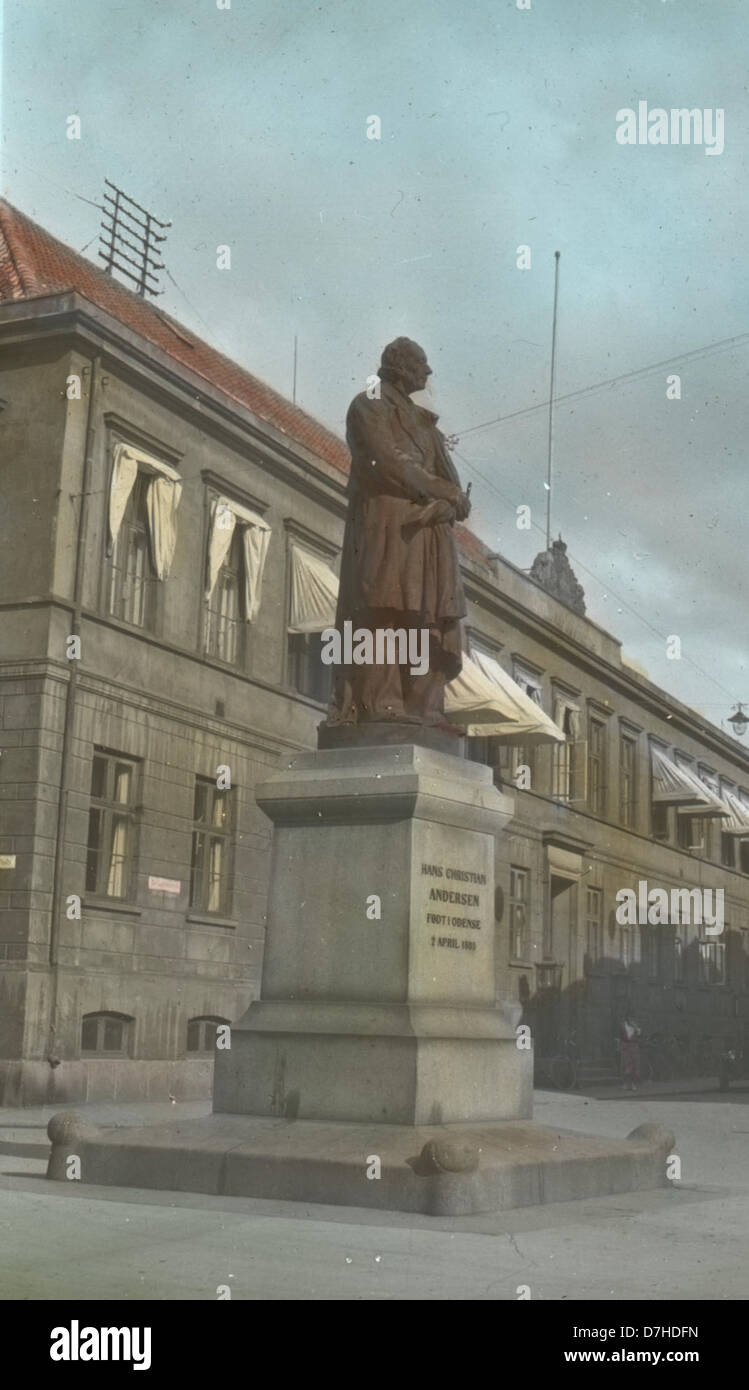 Hans Christian Andersen Statue Stock Photo - Alamy
