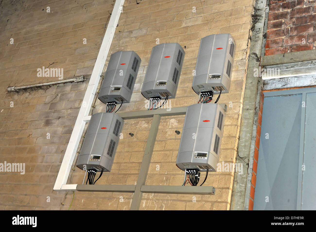 Solar control hi-res stock photography and images - Alamy