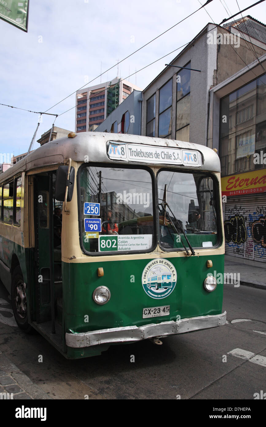 Chile Valparaiso Trolebuses Trolebus Trolleybus Stock Photo - Alamy