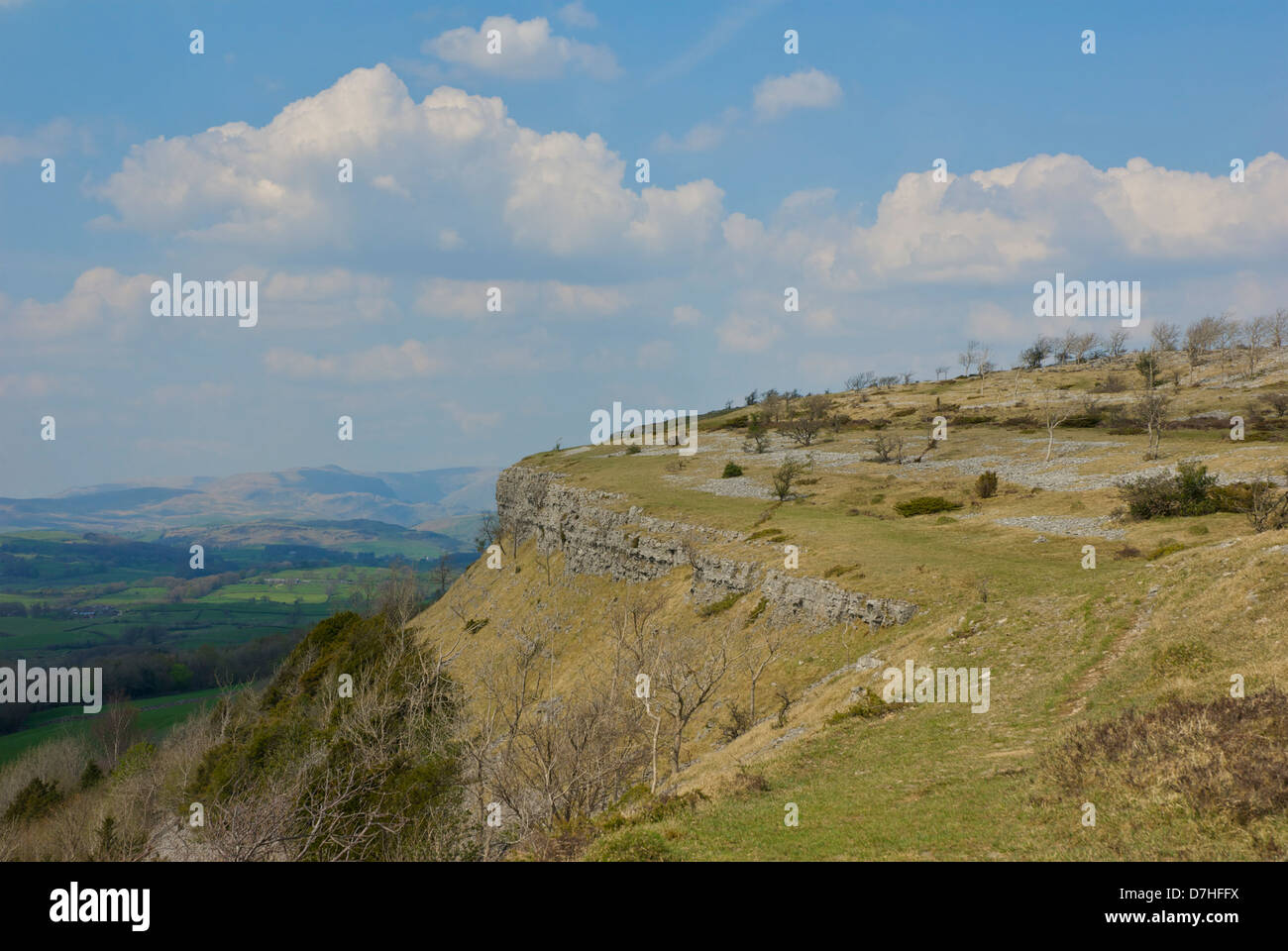 Limestone scenery of Scout Scar, South Lakeland, Cumbria, England UK ...