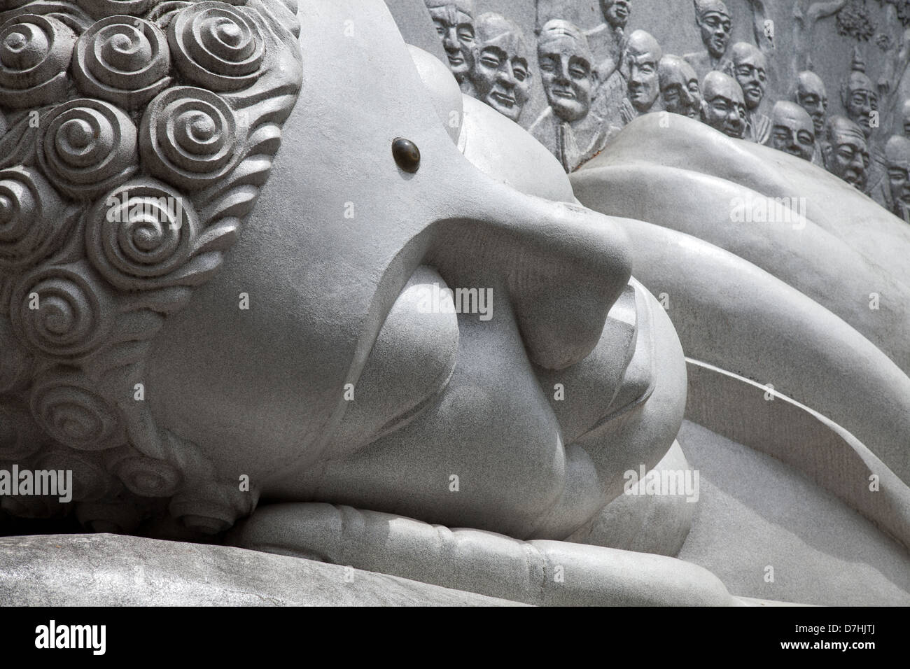 Reclining Buddha at the Long son pagoda in Nha Trang, Vietnam Stock ...