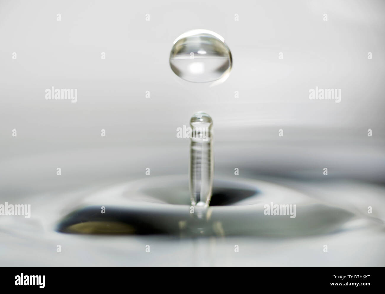 Falling water hi-res stock photography and images - Alamy