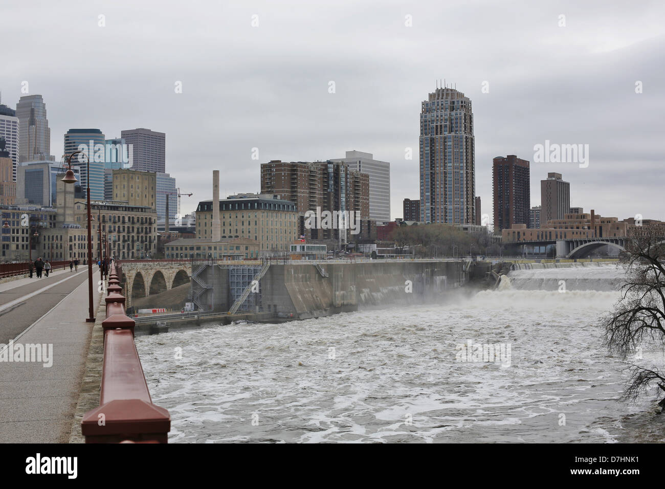 A view of the Minneapolis skyline as seen from a footbridge over the ...