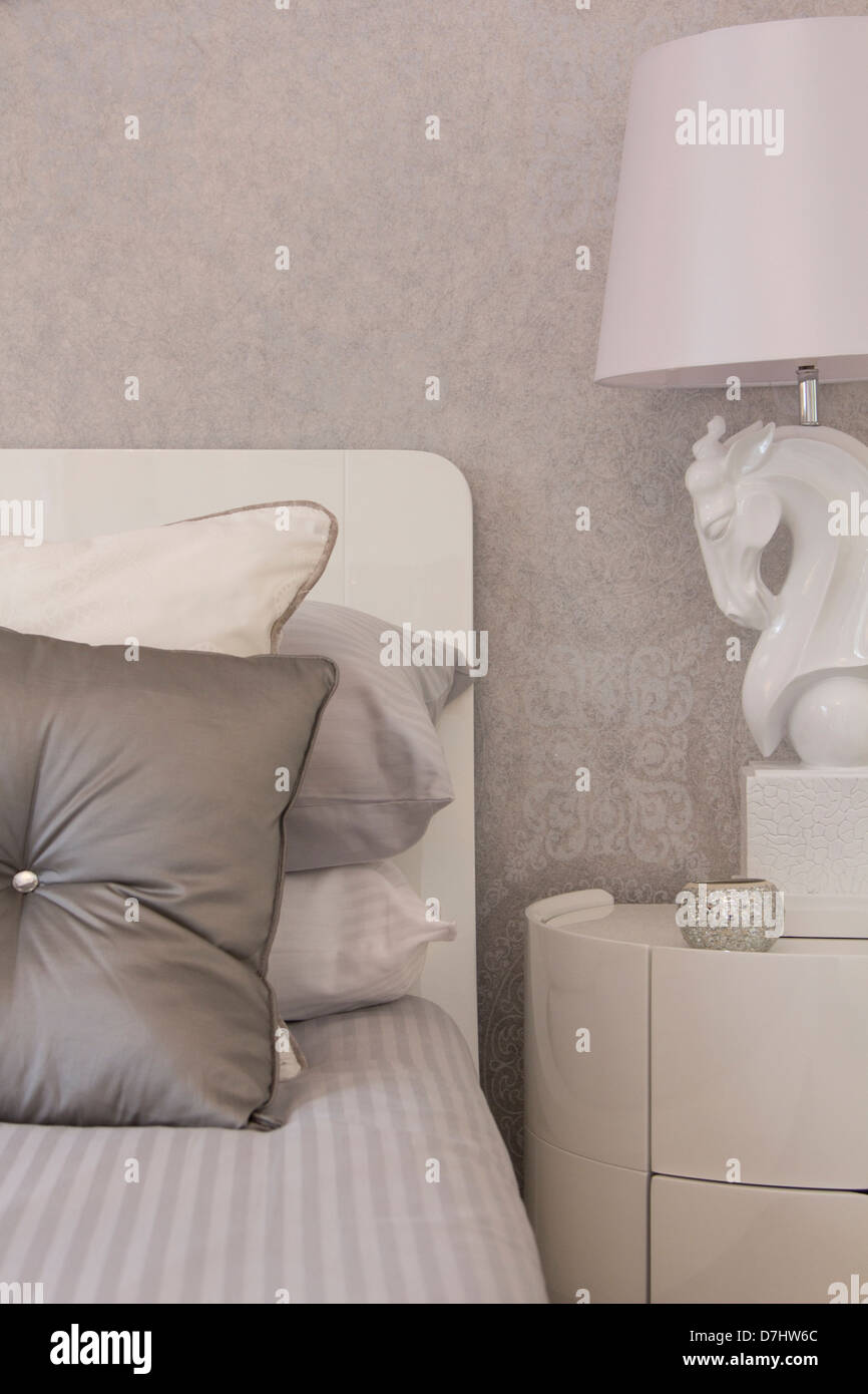 Clean home lines hi-res stock photography and images - Alamy