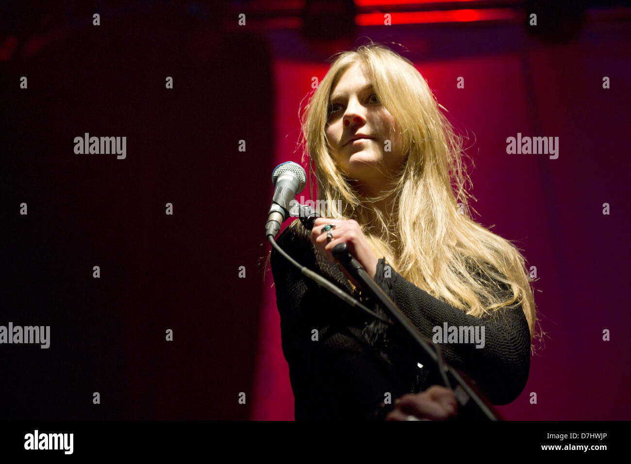 Kill It Kid support The Joy Formidable at The Roundhouse, London. 8th ...