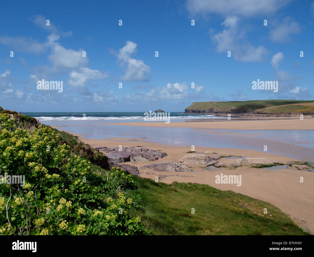 Polzeath beach cornwall hi-res stock photography and images - Alamy