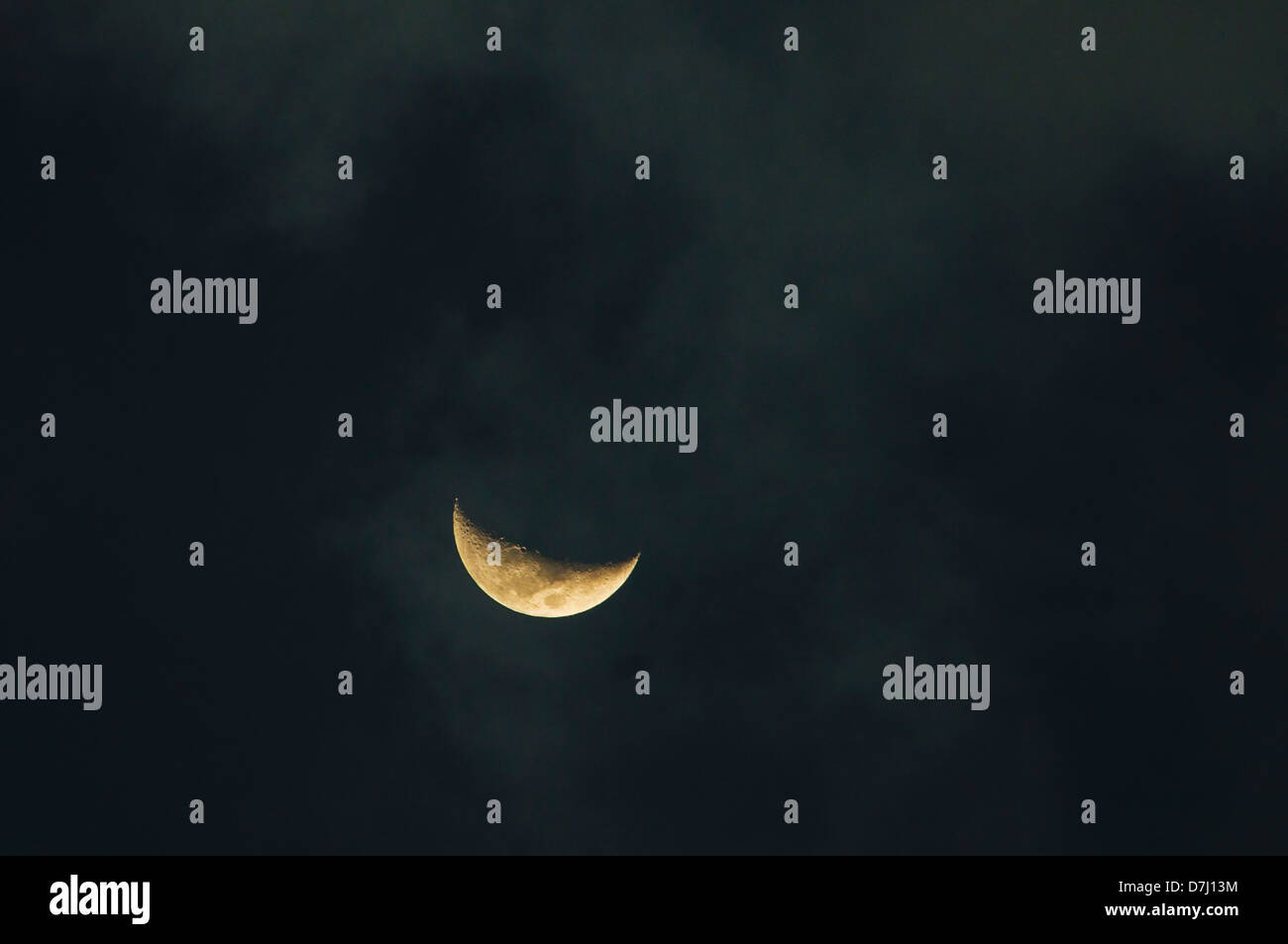 Horizontal crescent moon hi-res stock photography and images - Alamy