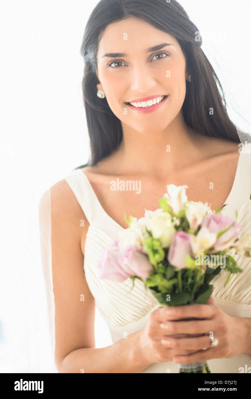 Native american bride hi-res stock photography and images - Alamy