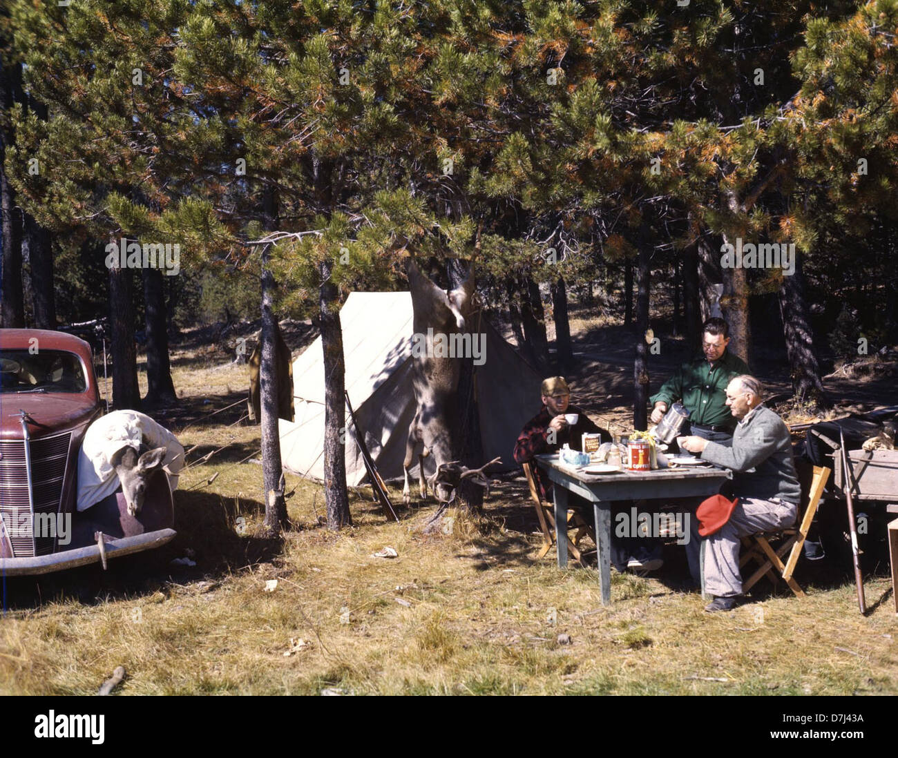 Breakfast of hunters hi-res stock photography and images - Alamy