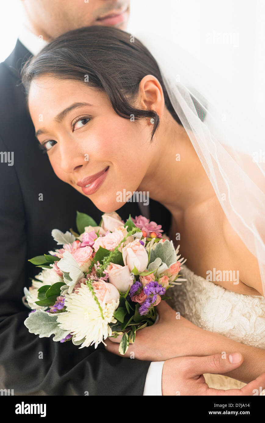 Portrait of happy newlywed couple Stock Photo - Alamy