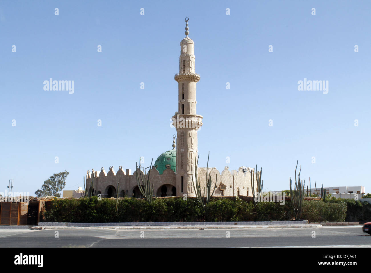 EGYPTIAN MOSQUE HURGHADA EGYPT 06 January 2013 Stock Photo - Alamy