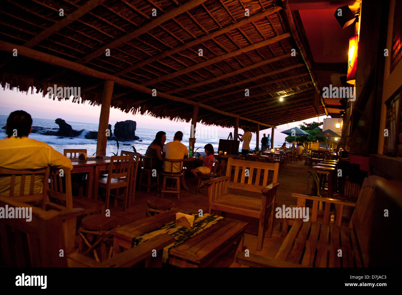 Playa El Tunco, a vibrant surf and beach destination on El Salvador's ...