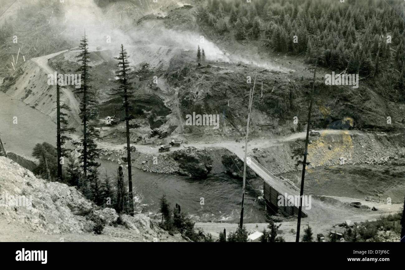 The Detroit Dam, located on the North Santiam River in Oregon, was ...