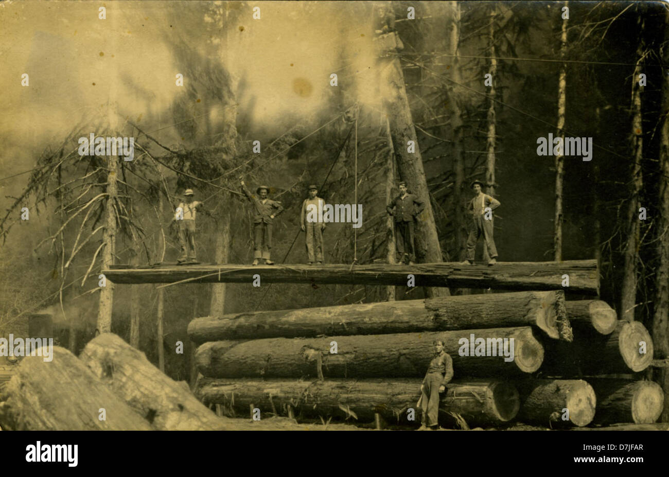 Vintage loggers hi-res stock photography and images - Alamy