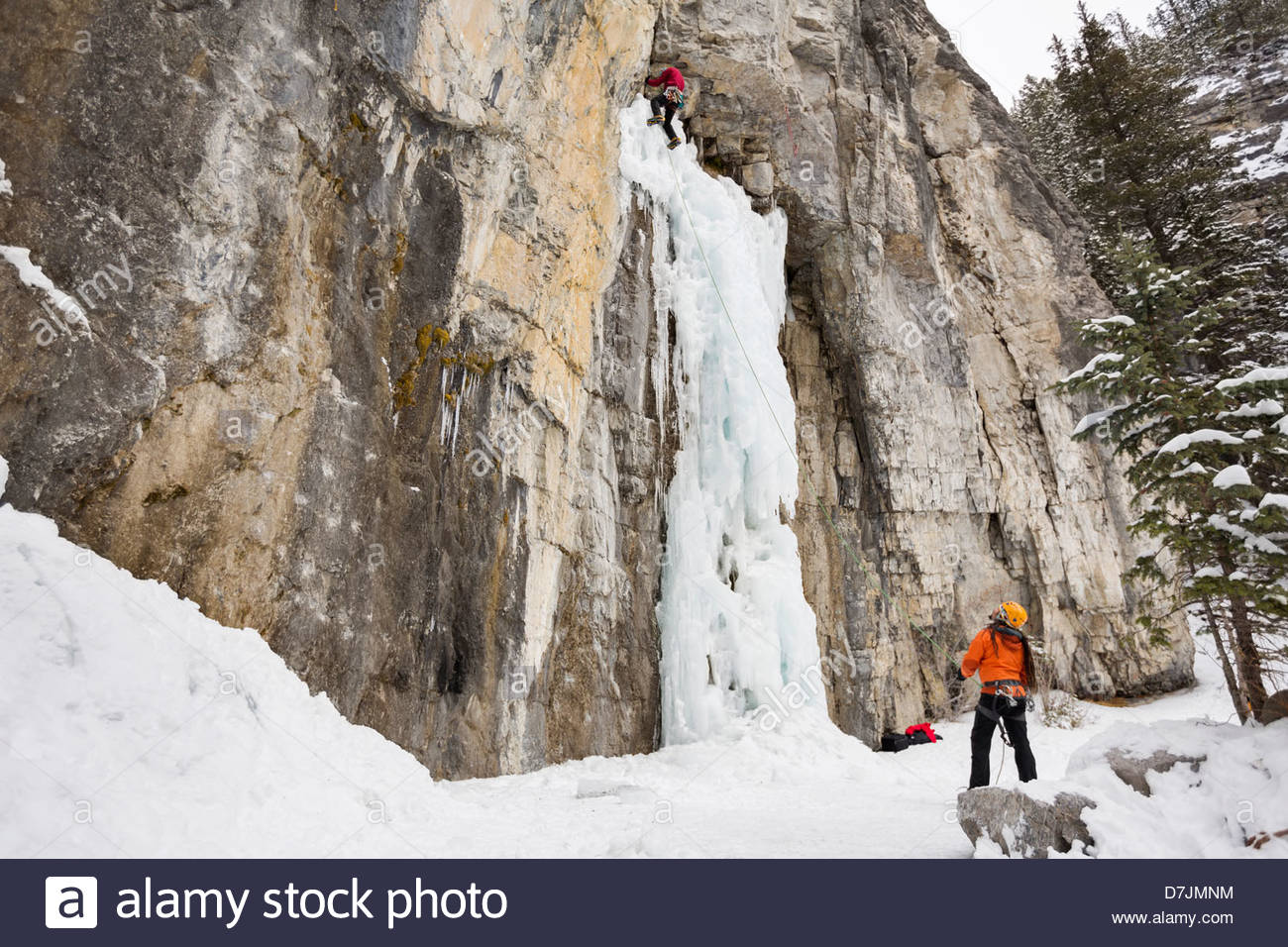 Belaying hi-res stock photography and images - Alamy
