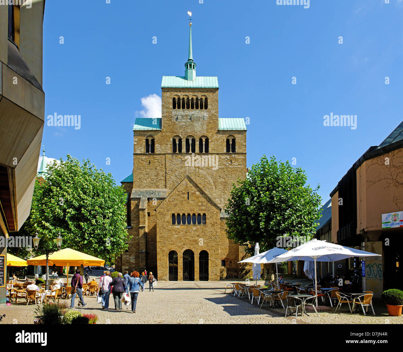 Cathedrale of minden on the weser hi-res stock photography and images ...