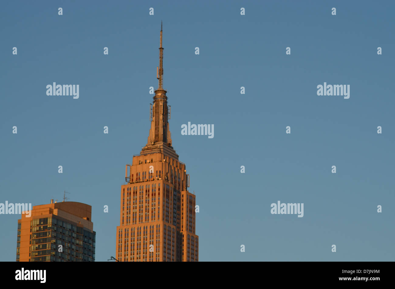 Tallest building nyc hi-res stock photography and images - Alamy